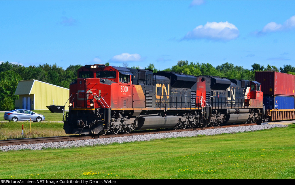 CN 8000